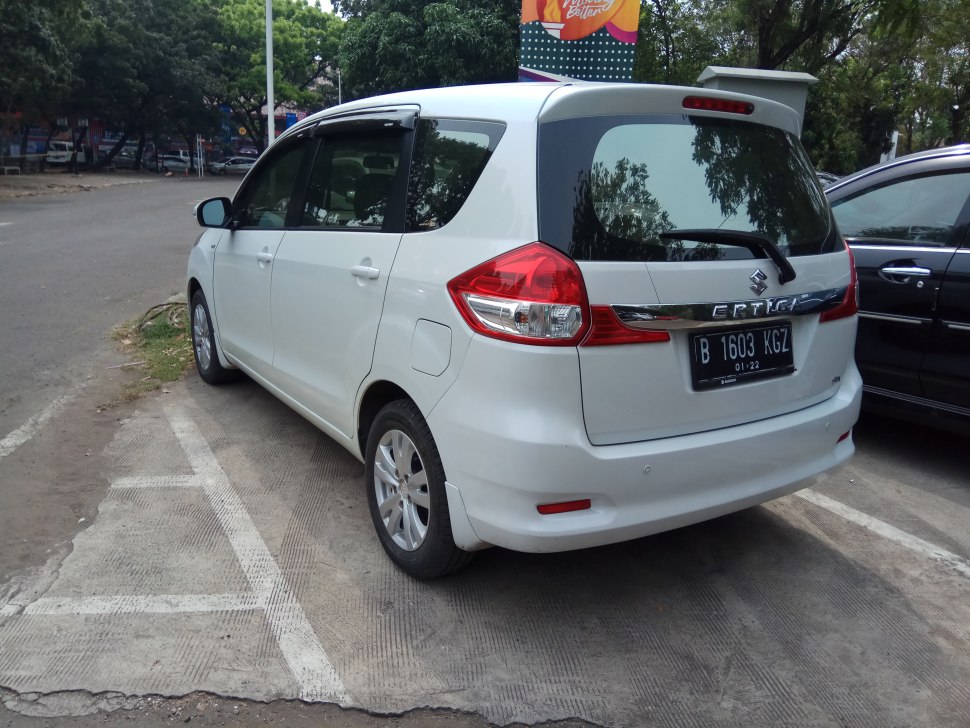 Suzuki Ertiga technical specifications and fuel economy